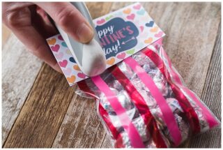 Free Printable Valentine's Day Treat Bag Toppers - Six Clever Sisters