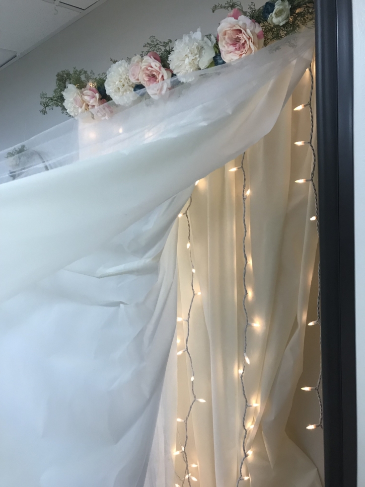 How to Make A Wedding Backdrop - Six Clever Sisters