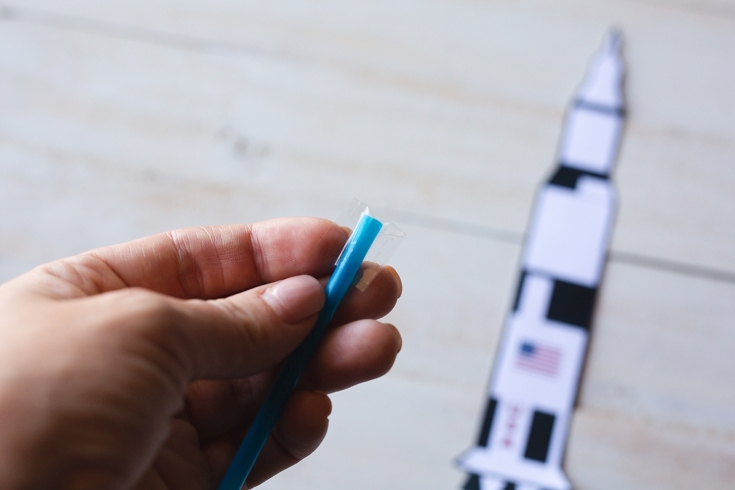 Straw Rockets Craft { with free rocket template } - Six Clever Sisters