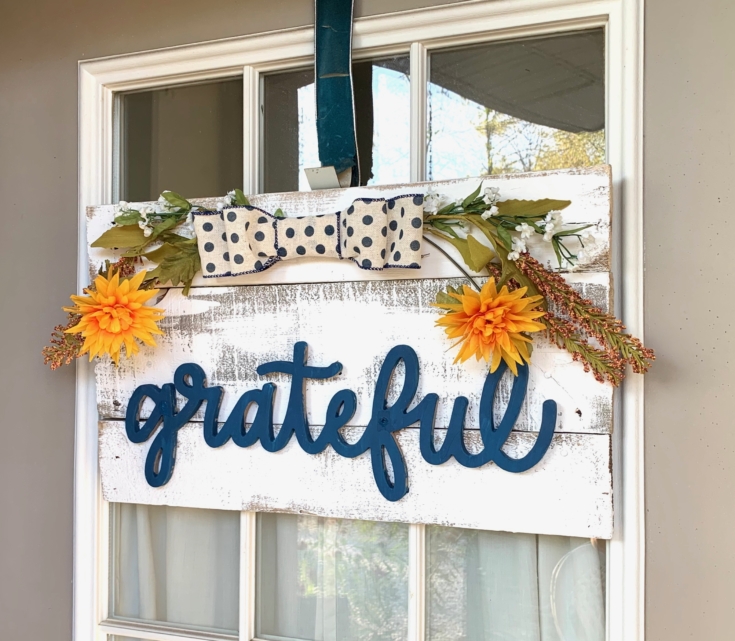 DIY Fall Pallet Wooden Sign – “Grateful” – Easy Pallet Project – Six ...