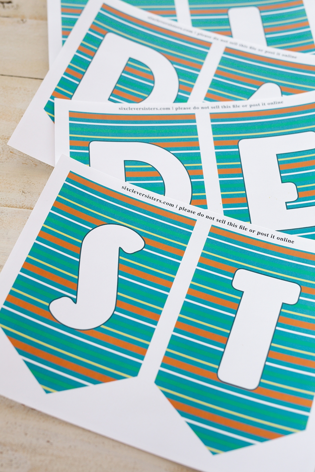 Banner for Dad! {Free Printable} - Six Clever Sisters