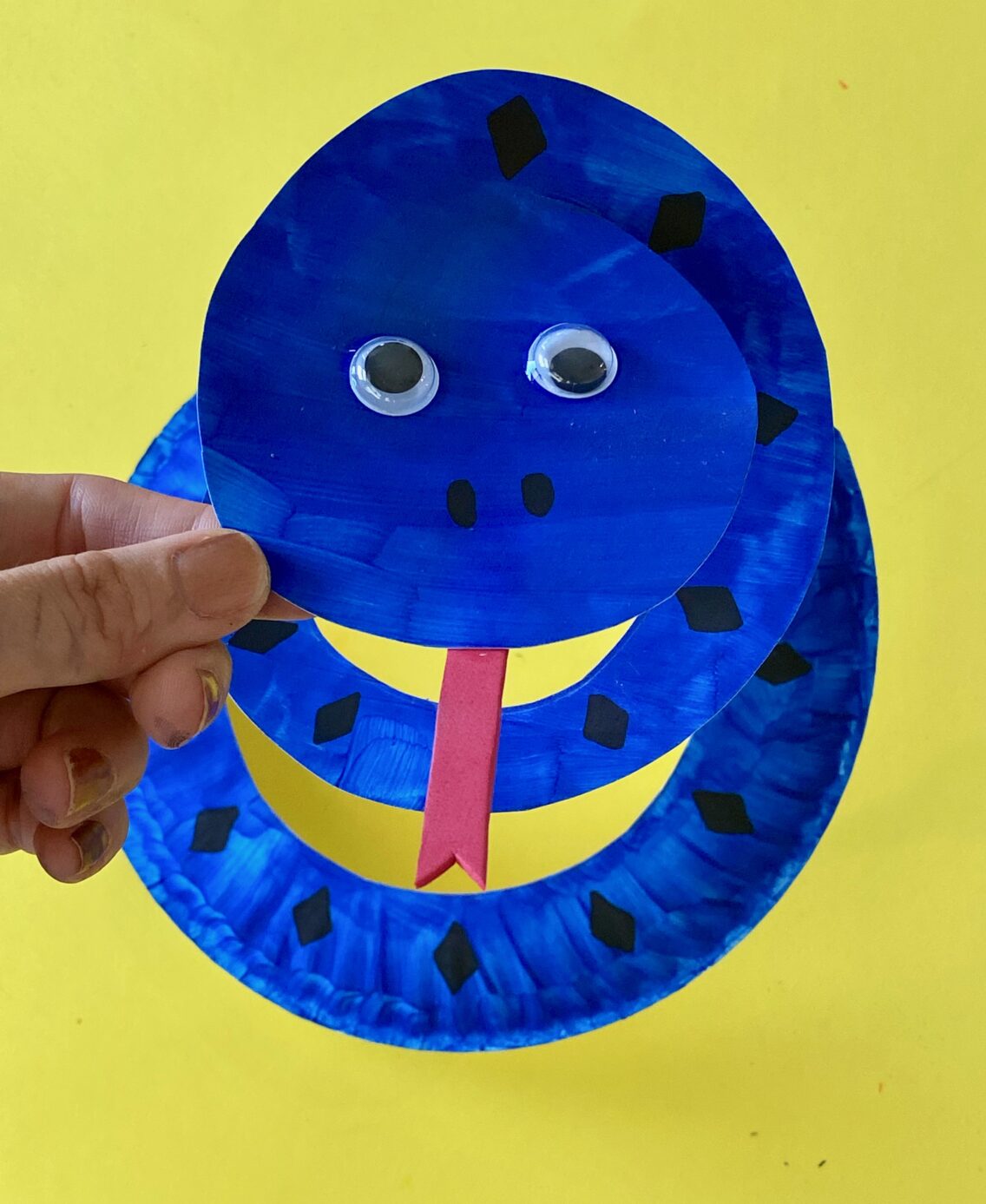 Paper Plate Snake Craft for Kids - Six Clever Sisters