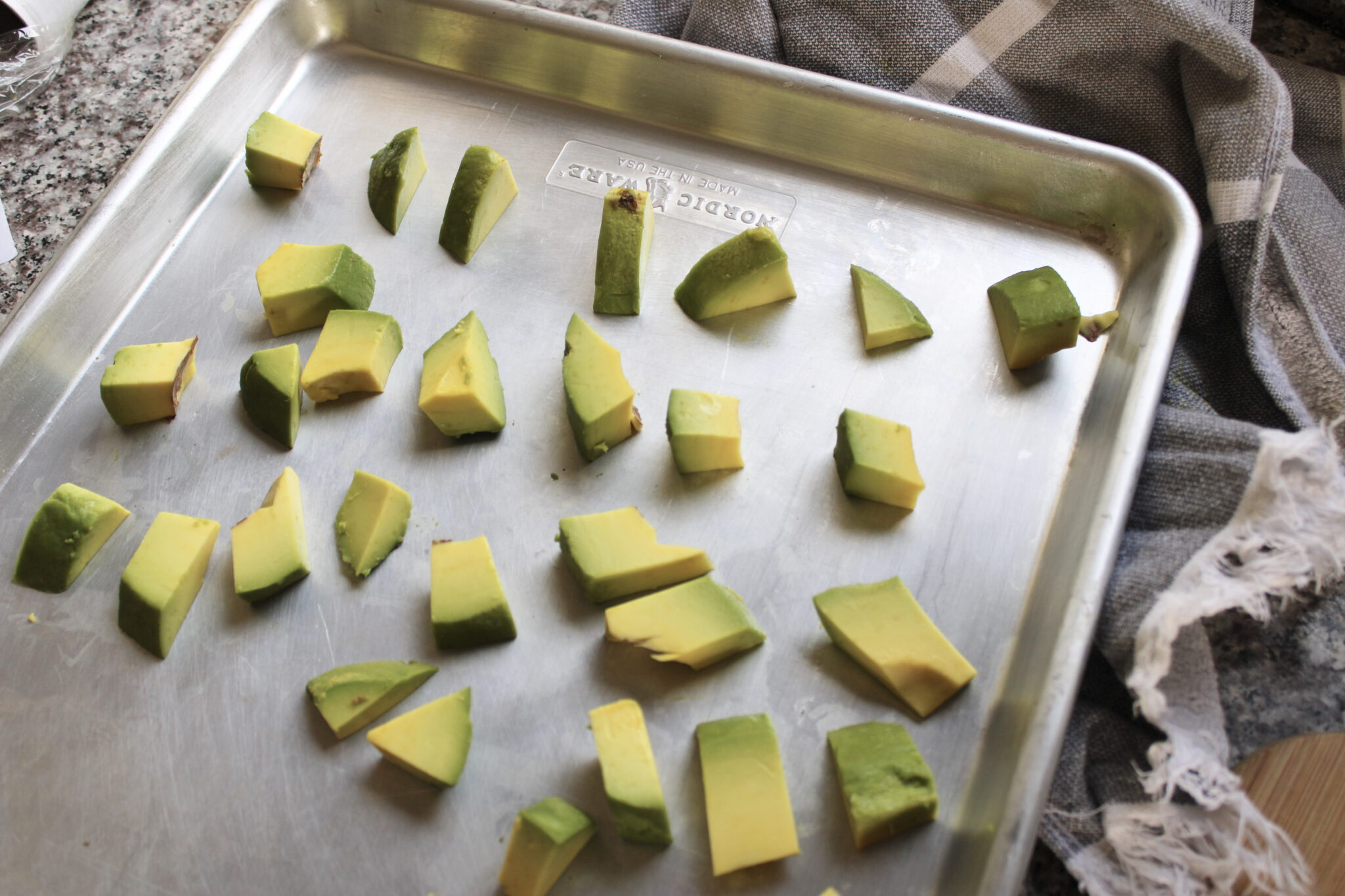 Frozen Avocado – How to Freeze Avocado the Best Ways – Six Clever Sisters