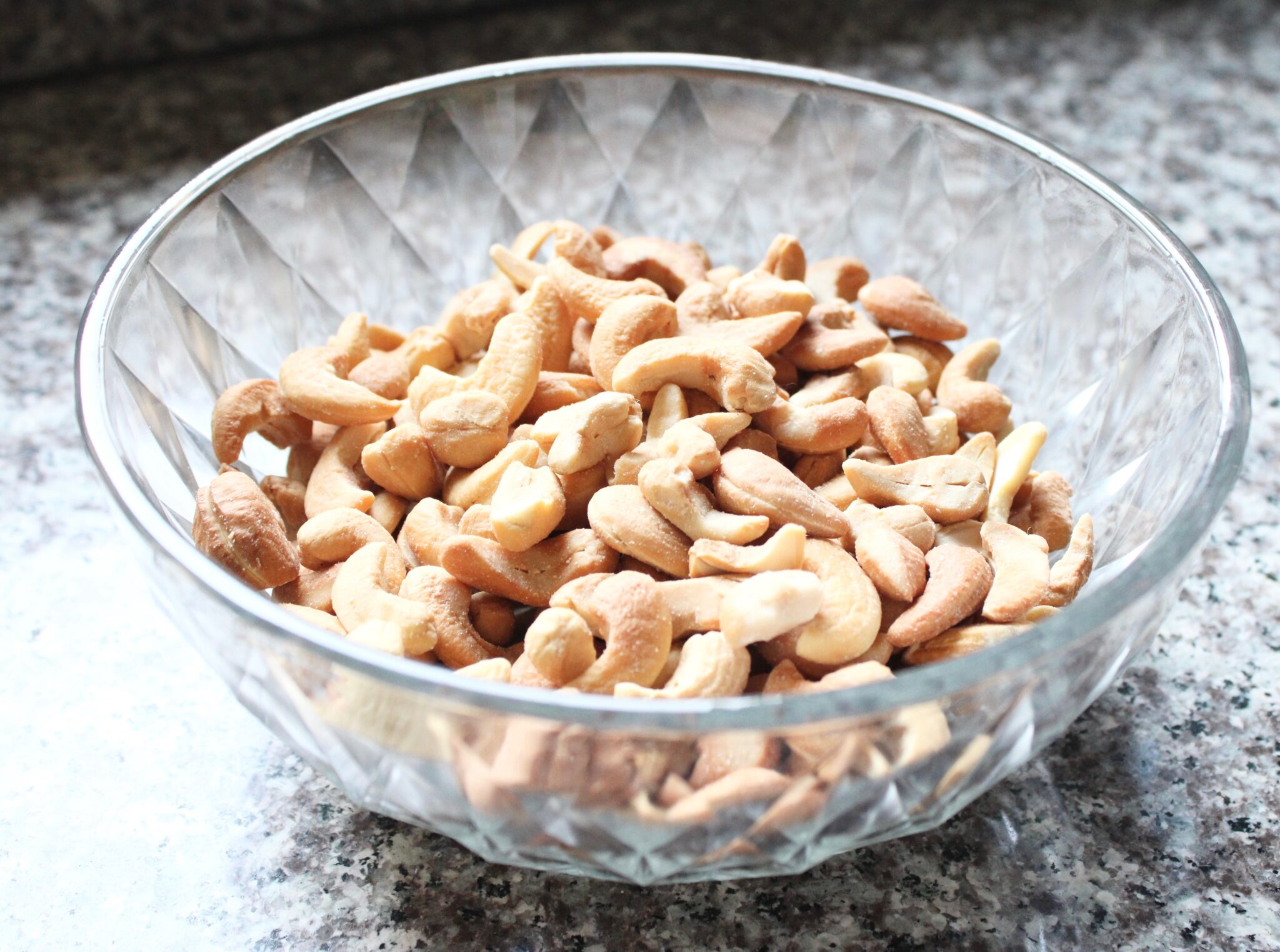 Easy Pumpkin Spice Candied Nuts - Six Clever Sisters