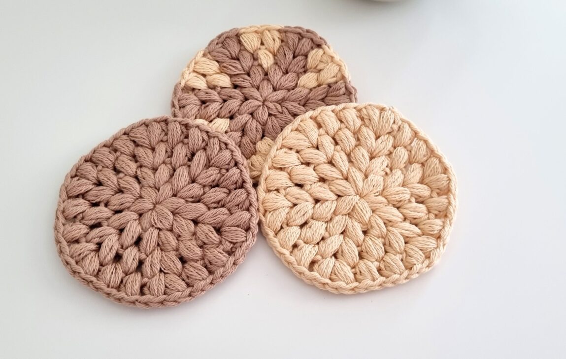 25 Crochet Coasters FREE Patterns - Six Clever Sisters
