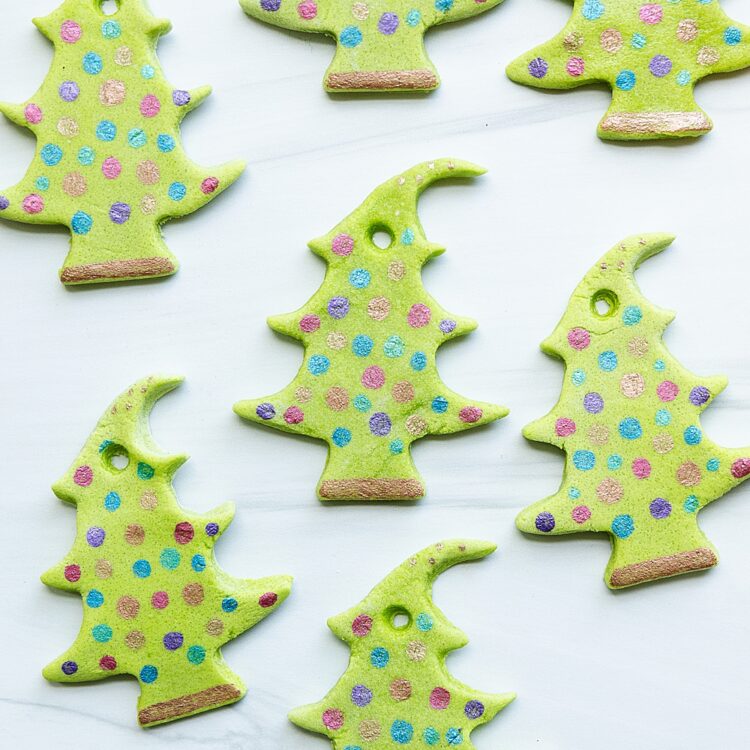 How to Make a DIY Grinch Christmas Tree Ornament - Six Clever Sisters