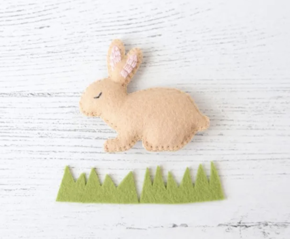 How to Make Cute Felt Animals (DIY for beginners) - Six Clever Sisters
